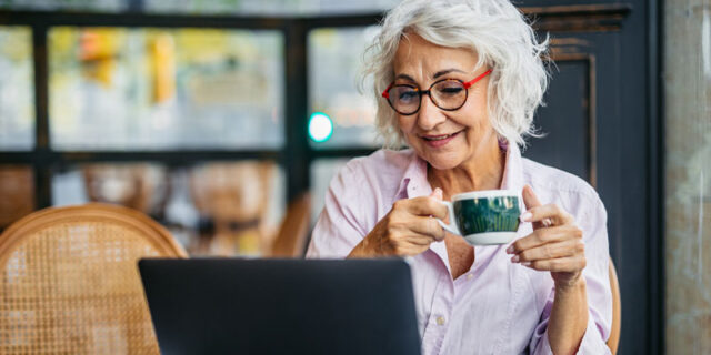 Empower Older Adults in Your Library with Gale Presents: GetSetUp